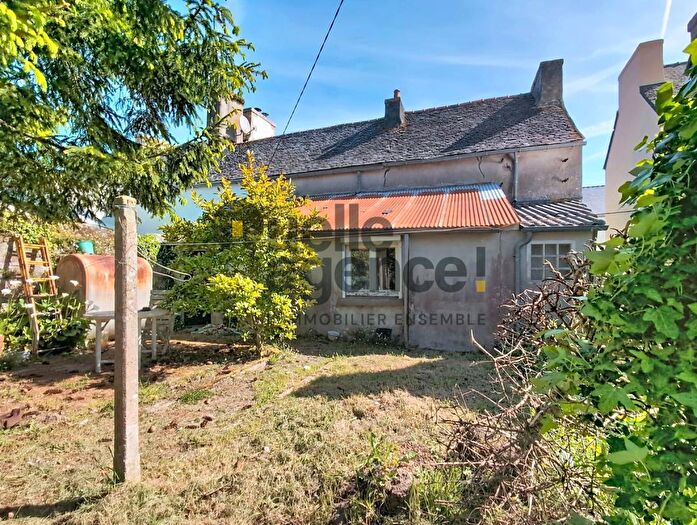 Maison à vendre - Pleyber-Christ - 6 pièces - 4 chambres
