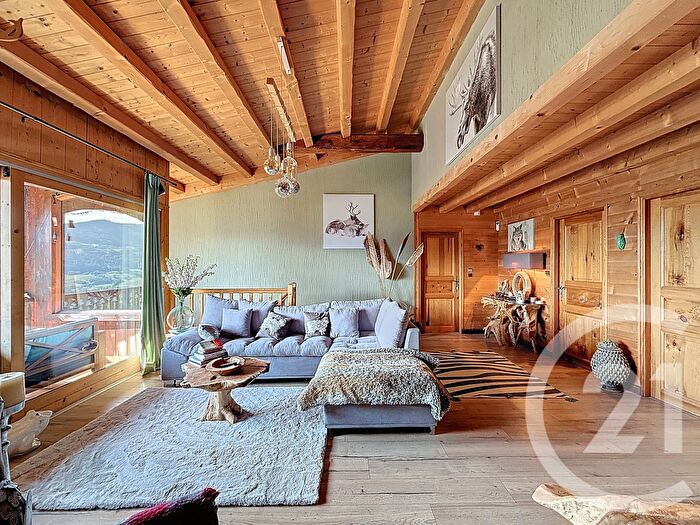 Maison à vendre - Taninges - 12 pièces - 5 chambres