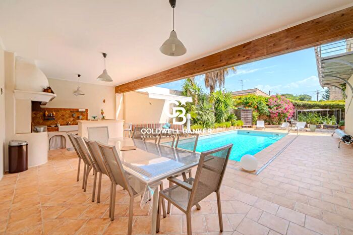 Maison à vendre - Lunel-Viel - 5 pièces - 3 chambres