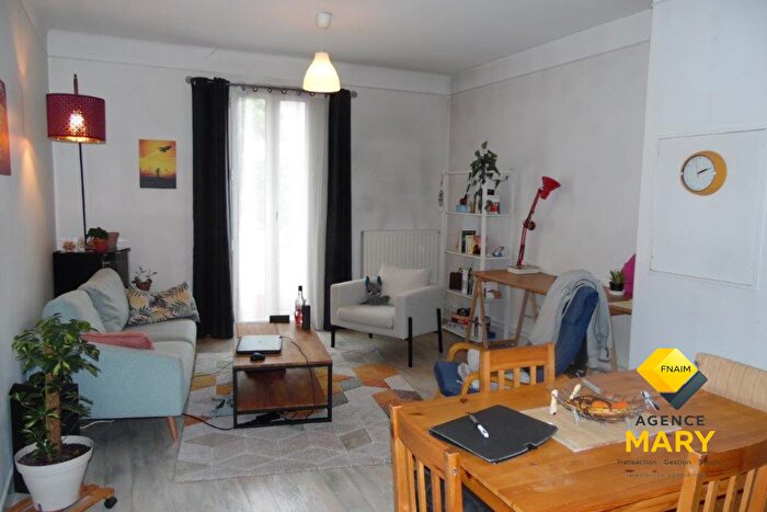 Appartement à louer - Vichy - 2 pièces - 1 chambre