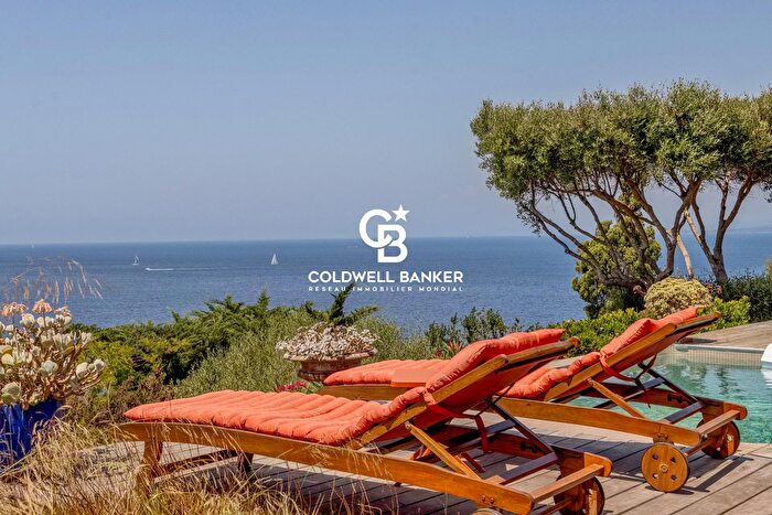 Maison à vendre - Hyères, Ile du Levant - 5 pièces - 3 chambres