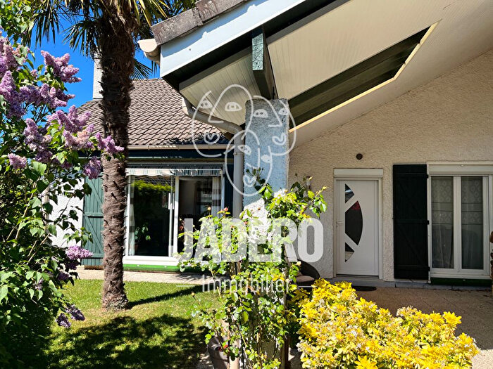 Maison 7 pièces à vendre à Franqueville-Saint-Pierre