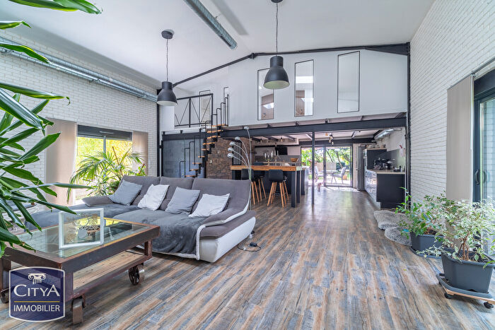 Maison 4 pièces à Péret, à vendre
