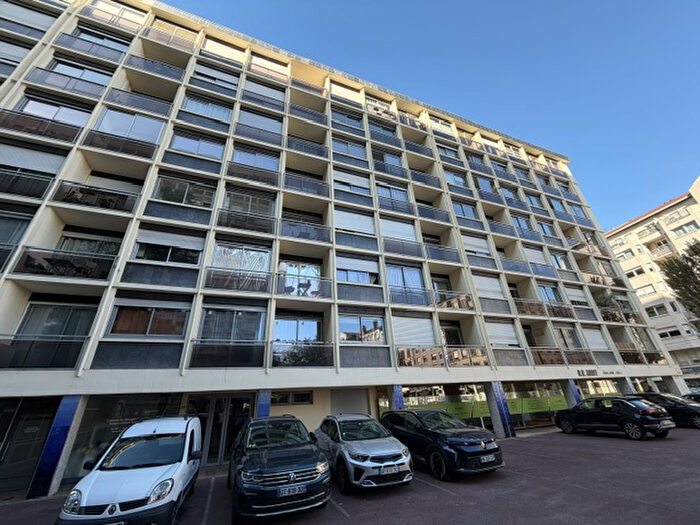 Appartement 4 pièces à vendre à Lyon 3ème, Voltaire, Part Dieu