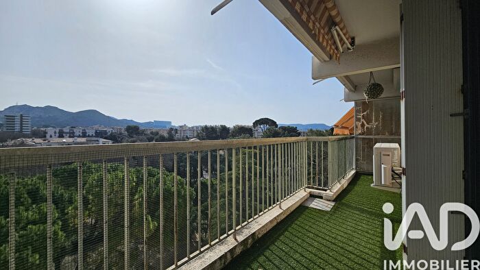 Appartement à vendre - Marseille e , Saint-Tronc - 3 pièces - 2 chambres