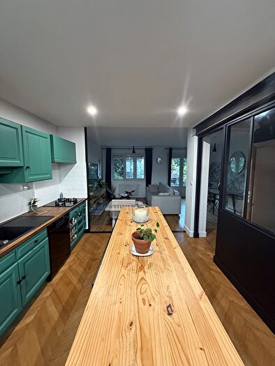 Maison 8 pièces à vendre à Boulazac
