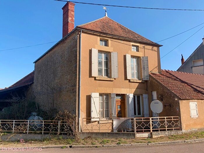 Maison 6 pièces à vendre - Angely