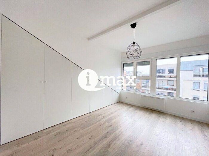 Faubourg de l'Arche, Courbevoie - Appartement 3 pièces à louer