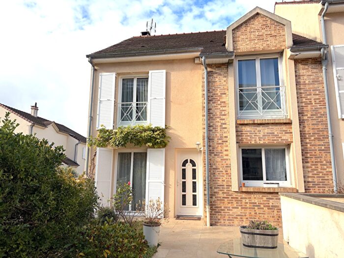 Maison à vendre - Rueil-Malmaison, Buzenval - 7 pièces - 5 chambres