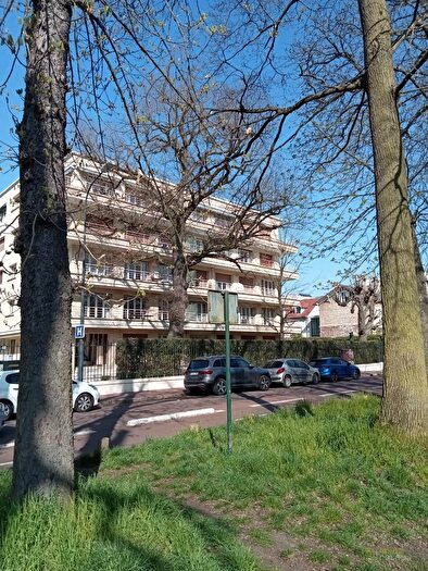 Appartement à vendre - Fontenay-sous-Bois - 6 pièces - 5 chambres
