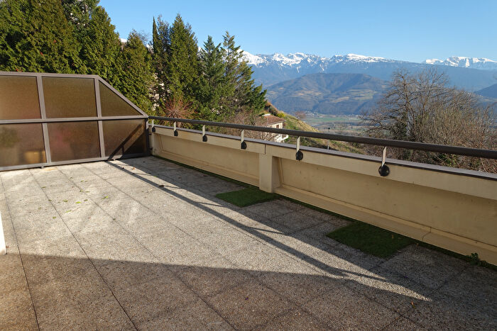 Appartement à vendre - Corenc - 3 pièces - 2 chambres