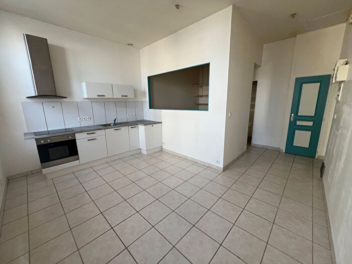 Appartement 1 pièce à Marans, à louer