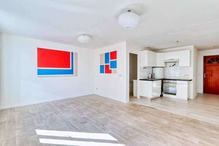 Saint Marc-Croix de Pierre-Saint Nicaise, Rouen - Appartement 2 pièces à louer