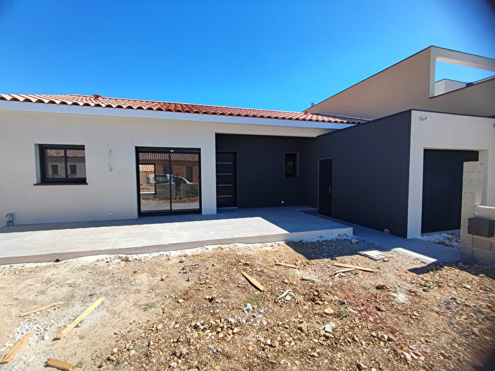 Maison à vendre - Saint-Féliu-dAvall - 4 pièces - 3 chambres