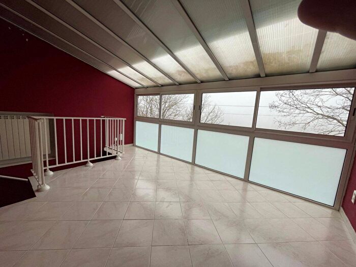 Maison à louer - Fenouillet-du-Razès - 4 pièces - 2 chambres