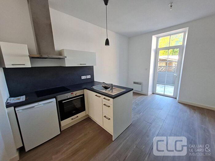 Appartement 2 pièces à Centre Ville, Quimper, à louer