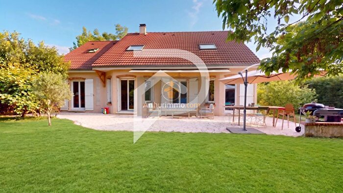 Noisy-le-Roi - Maison 9 pièces à vendre