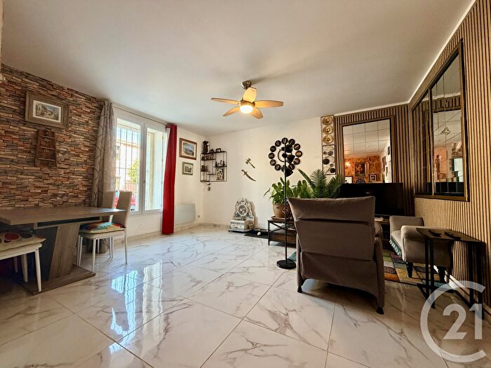 Appartement à vendre - Lunel, Centre-ville, Gare - 3 pièces - 1 chambre