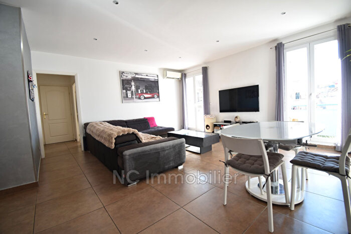 Appartement à vendre - Vallauris, Centre-ville - 4 pièces - 2 chambres