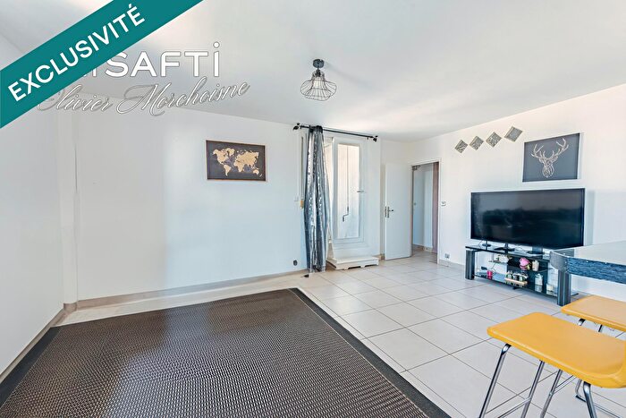 Appartement à vendre - Évry, Centre-ville - 2 pièces - 1 chambre