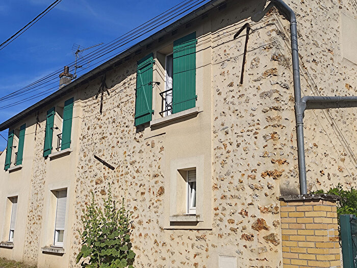 Maison 5 pièces à louer à Forges-les-Bains