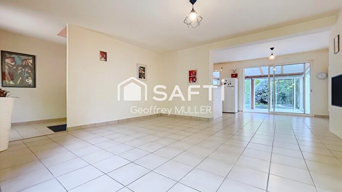 Maison à vendre - Séné - 6 pièces - 4 chambres