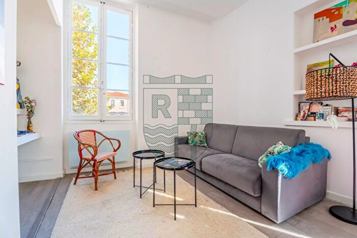 Appartement à vendre - Marseille e , Hôtel de ville - 2 pièces - 1 chambre