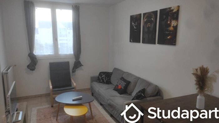 Appartement 1 pièce à louer à Bois de Marche-Marais, Le Mée-sur-Seine