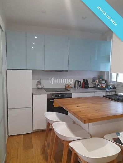 Appartement à vendre - Paris e , Violet, Commerce - 3 pièces - 2 chambres