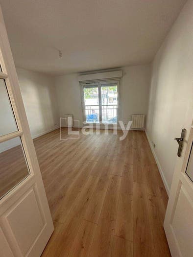 Vert Galant-Grand Cerf, Vaujours - Appartement 3 pièces à louer