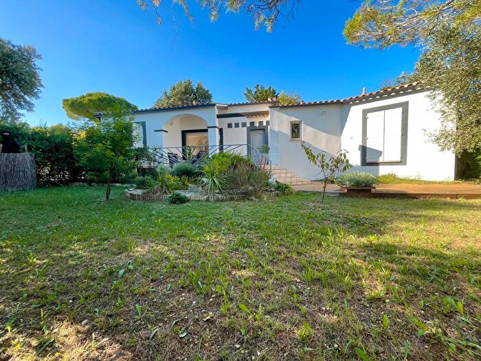 Maison à vendre - Montpezat - 6 pièces - 5 chambres