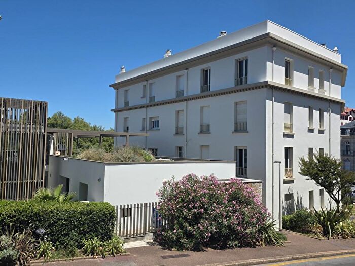 Biarritz, Centre-ville Est - Appartement 3 pièces à vendre