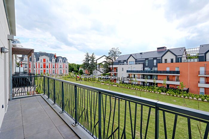 Appartement 4 pièces à vendre à Émerainville