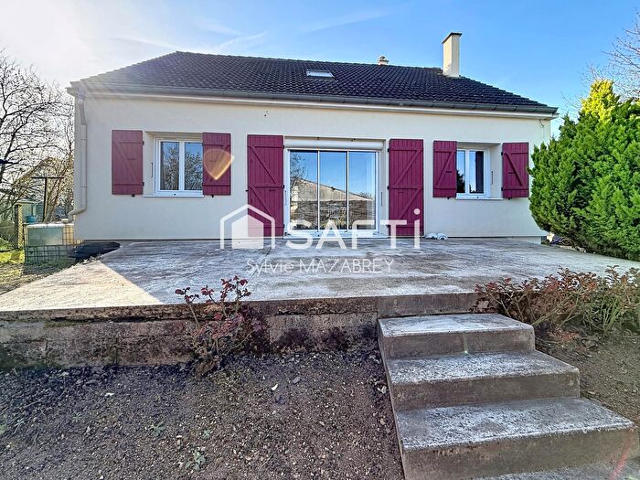 Bray-sur-Seine : Maison 4 pièces à vendre