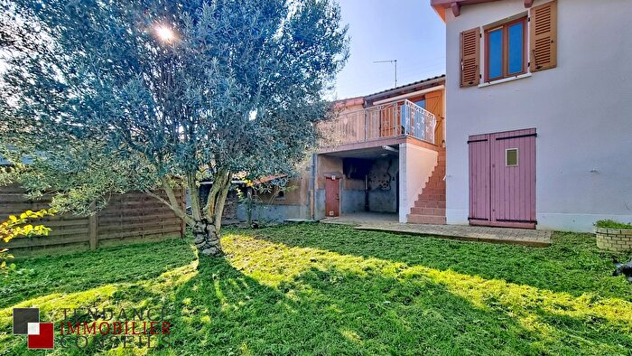 Maison à vendre - Denicé - 4 pièces - 2 chambres