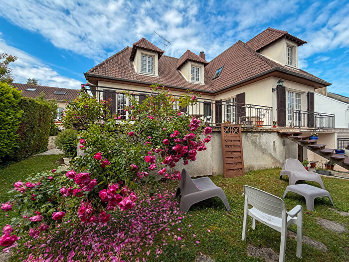 Maison 8 pièces à Carrières-sur-Seine, Catelaine, Vignes Blanches, à vendre