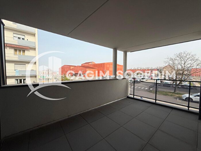 Appartement à vendre - Saint-Louis, Centre-ville - 3 pièces - 2 chambres