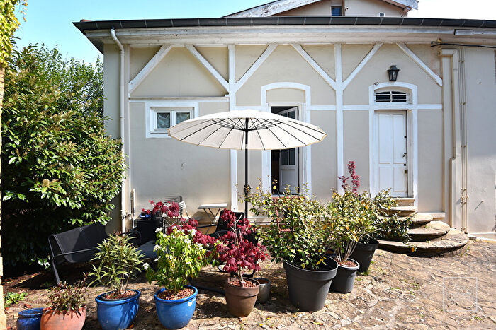 Saint-Cyr-au-Mont-dOr : Appartement 3 pièces à vendre