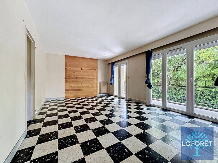 Plateau, Neuilly-Plaisance : Appartement 3 pièces à louer