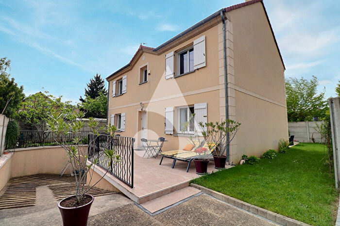 Maison 7 pièces à vendre à Franconville, Vieux Marché