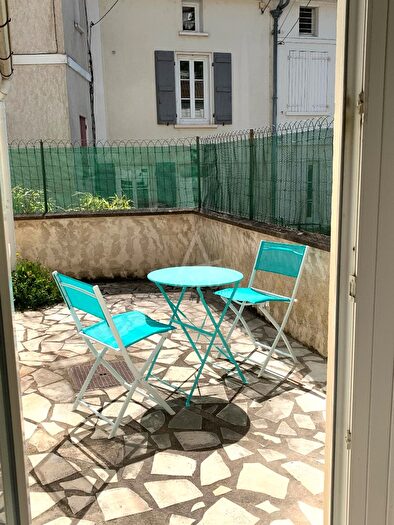 Maison à vendre - Angoulême, Saint-Ausone, Saint-Martin - 4 pièces - 2 chambres