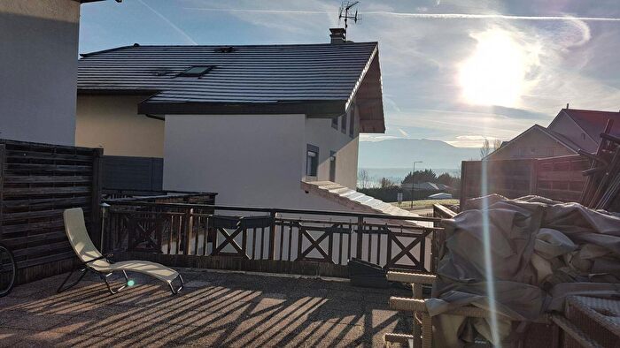 Appartement à louer - Excenevex - 3 pièces - 2 chambres