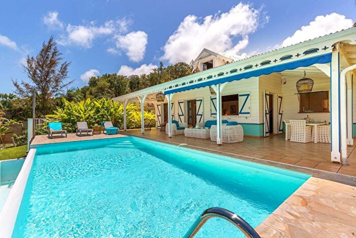 Maison à louer - Le Vauclin - 4 pièces - 3 chambres