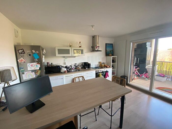 Appartement à louer - Noyal-sur-Vilaine - 3 pièces - 2 chambres