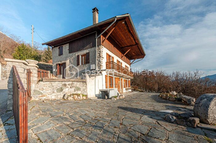 Maison à vendre - Saint-Vital - 5 pièces - 3 chambres