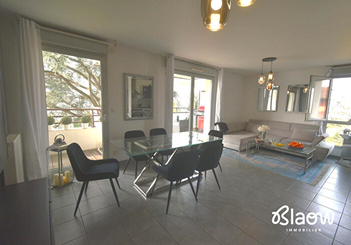 Appartement à vendre - Décines-Charpieu, Centre-ville - 4 pièces - 3 chambres