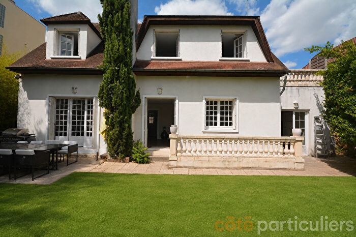 Saint-Maur-des-Fossés, Les Mûriers - Maison 6 pièces à vendre
