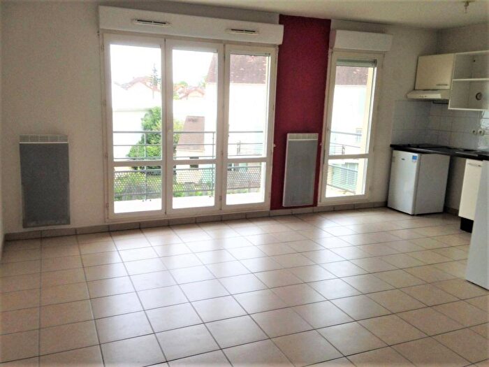 Appartement à louer - Rive de Seine Sud Est, Melun - 2 pièces - 1 chambre