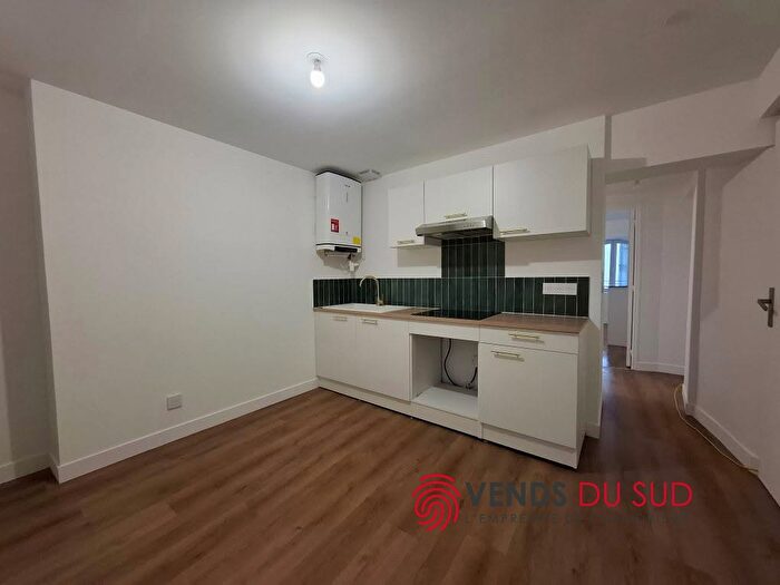 Appartement à louer - Béziers, Centre-ville, Palais des Congrès, Garibaldi, Gambetta - 2 pièces - 1 chambre