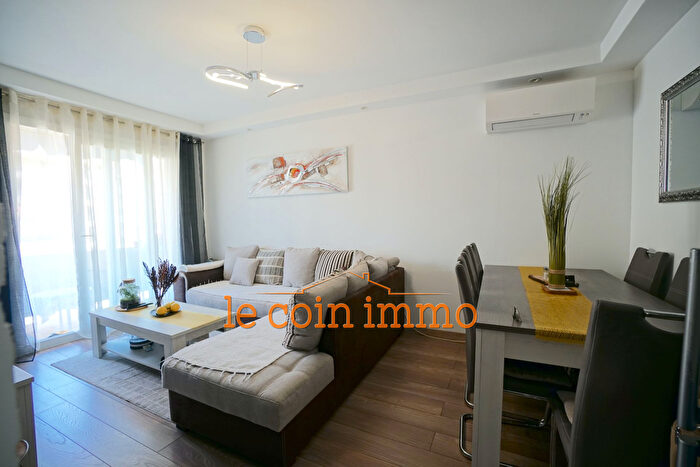 Appartement à vendre - Antibes, Antibes-les-Pins, Trianon, Le Fournel, Peyregoue - 3 pièces - 2 chambres